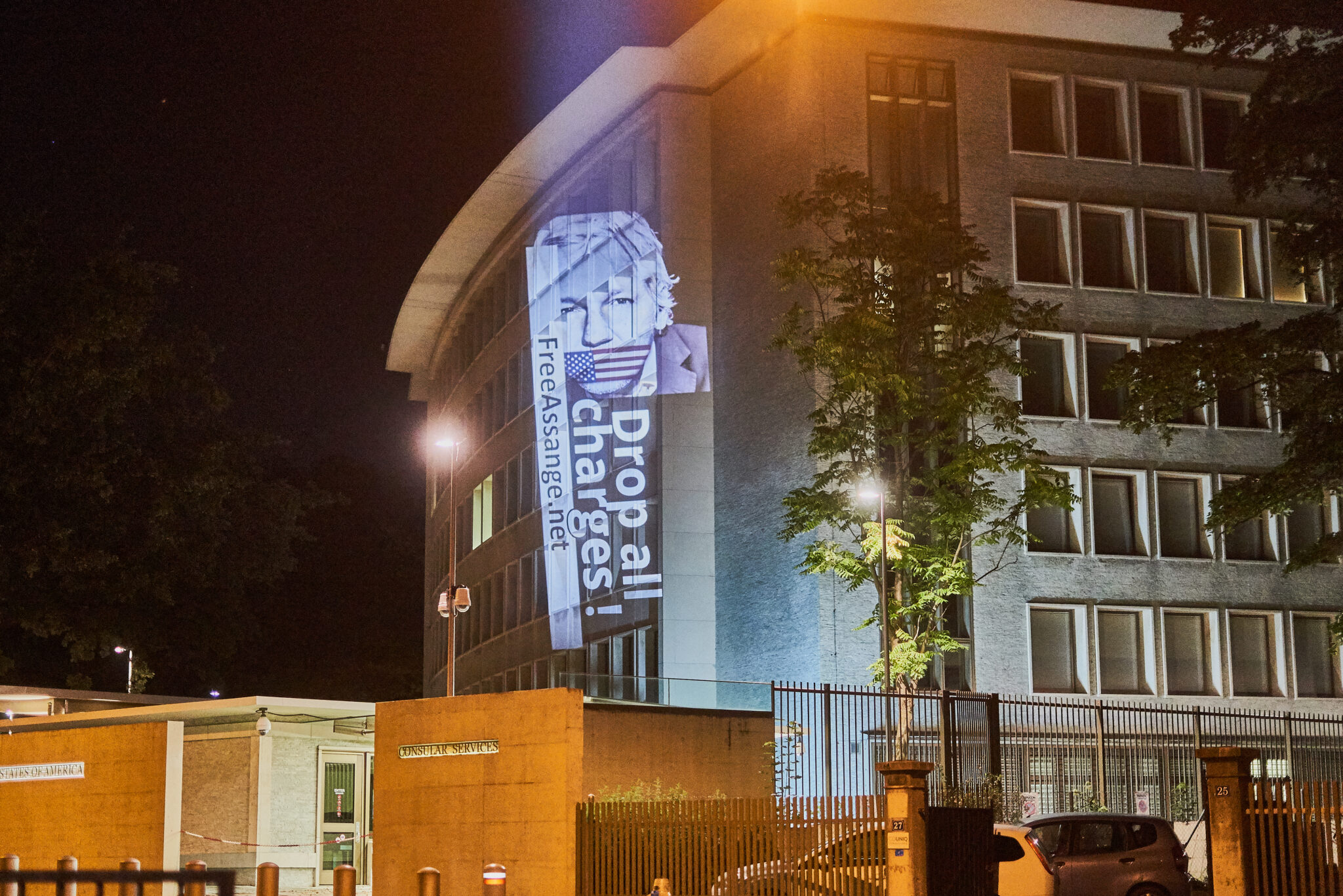 Bern | US Embassy Night – #FreeAssange