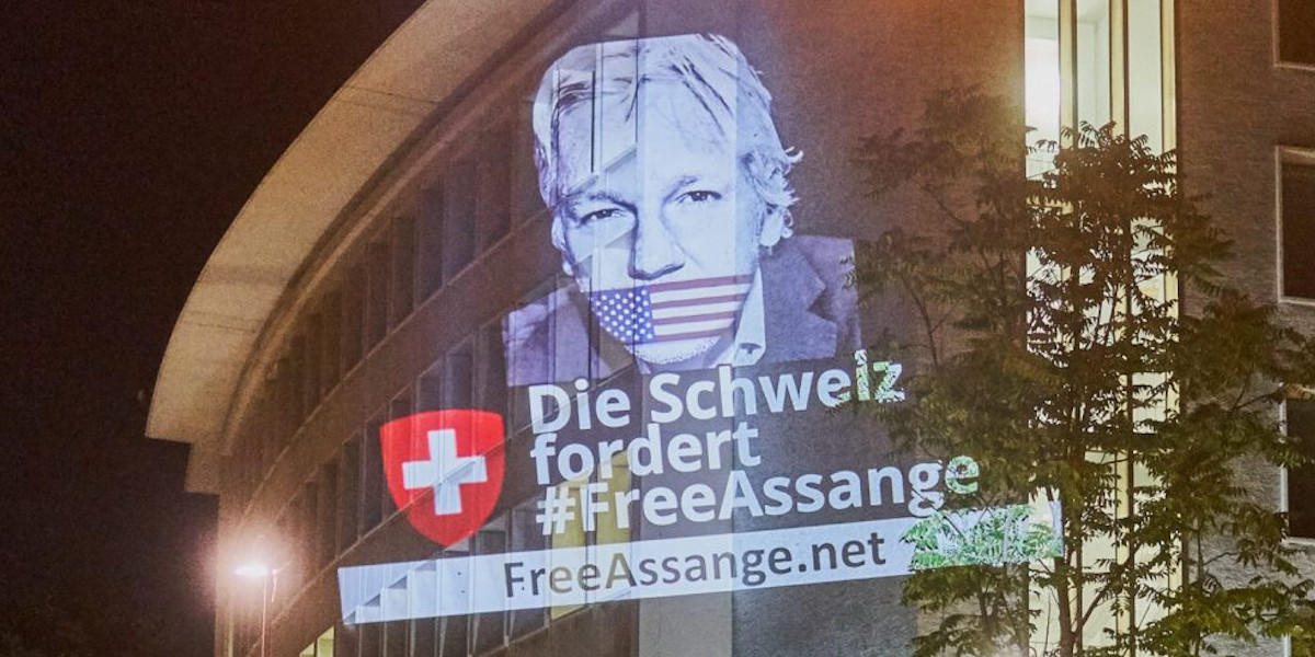 Bern | US Embassy Night – #FreeAssange